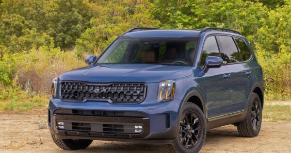 KIA AMERICA CELEBRATES THE TRANSFORMATIVE POWER OF THE TELLURIDE ...
